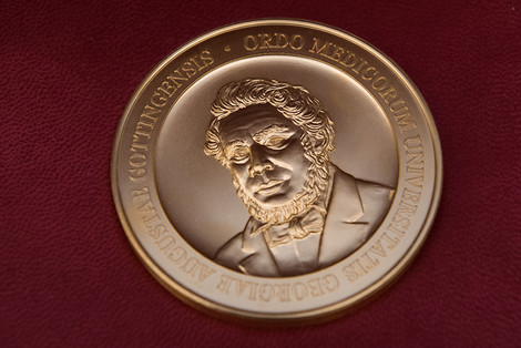 Verleihung: Jacob-Henle-Medaille und erstmals Jacob-Henle-Nachwuchspreis